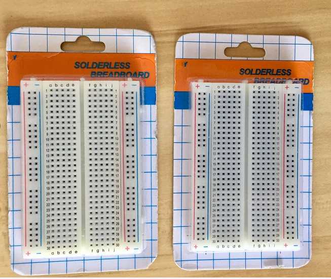 Quality mini Solderless Breadboard Self-Adhesiv，400 holes，8.5*5.5cm