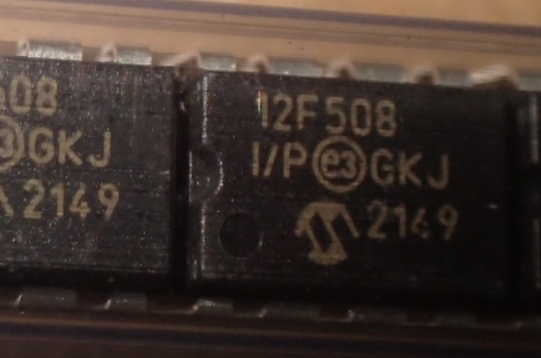PIC12F508-I/P,MICROCHIP,DIP8,IC MCU 8BIT 768B FLASH